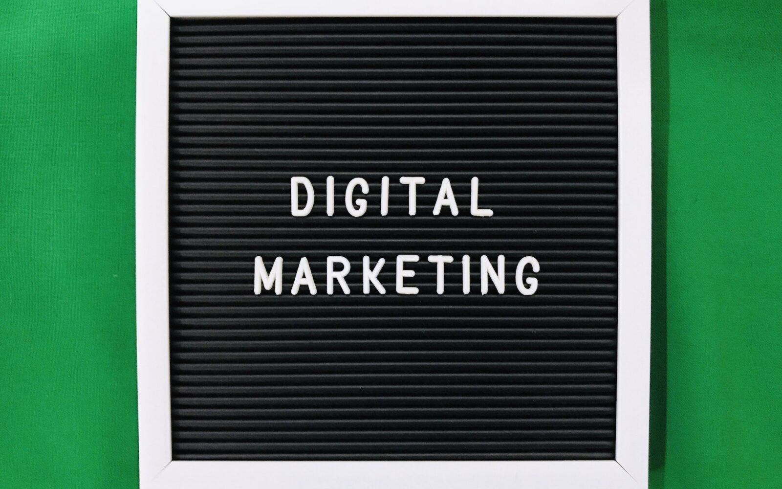 What is Digital Marketing? - Radu Stoia